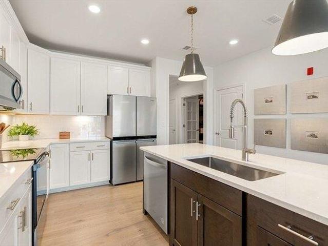 condo with 1 bedroom, Canton MA ES103494705
