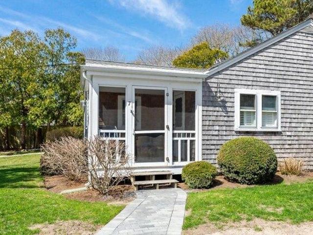 condo with 1 bedroom, Centerville MA DS102775761