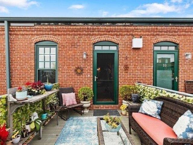 condo with 1 bedroom, Chelsea MA ES103663001