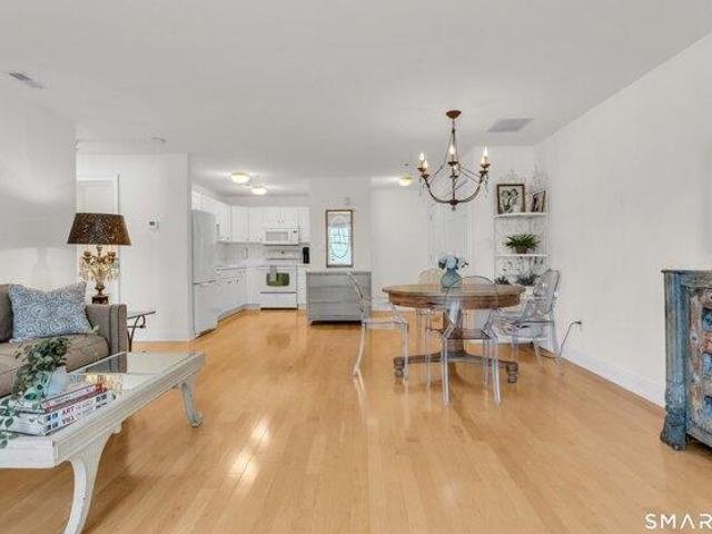 condo with 1 bedroom, Cheshire CT DS104232463