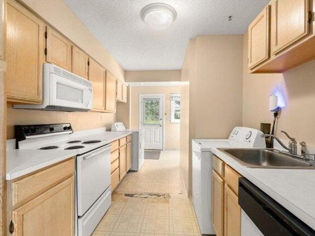 condo with 1 bedroom, Chicopee MA ES103493997