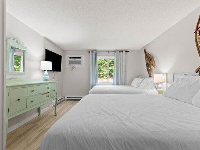 condo with 1 bedroom, Conway NH ES105093862