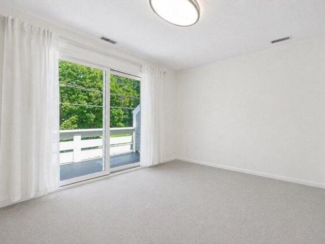 condo with 1 bedroom, Concord MA ES105127604