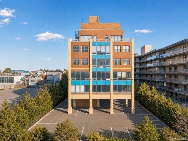 condo with 1 bedroom, College Point NY ES104907720