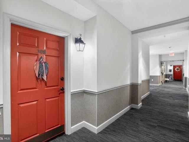 condo with 1 bedroom, Collingswood NJ DS102800105