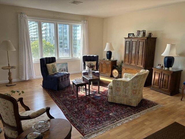 condo with 1 bedroom, Cliffside Park NJ DS103667109