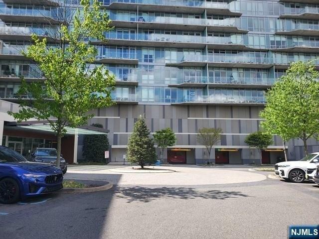 condo with 1 bedroom, Cliffside Park NJ ES104719526
