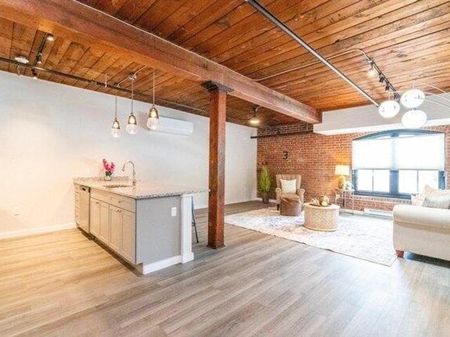 condo with 1 bedroom, Clinton MA ES105093829
