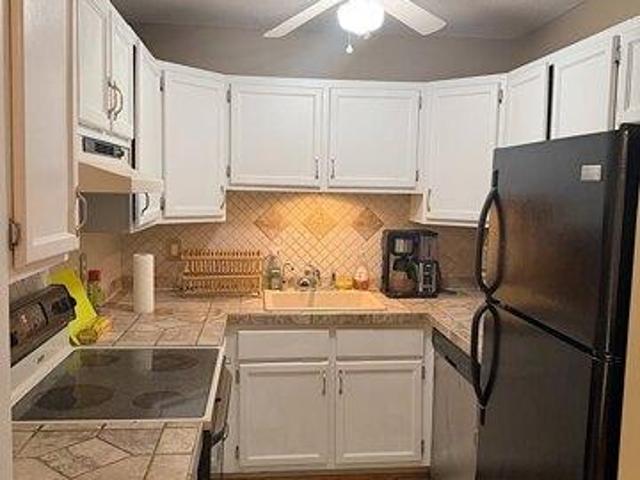 condo with 1 bedroom, Cromwell CT DS104265676