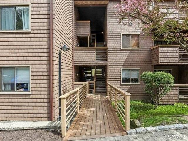 condo with 1 bedroom, Danbury CT DLS102279865