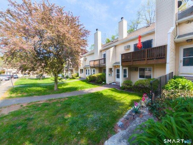 condo with 1 bedroom, Danbury CT DLS102727445