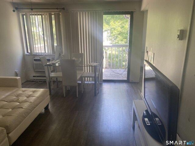 condo with 1 bedroom, Danbury CT DS104263949