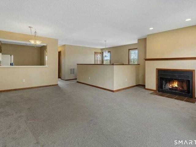 condo with 1 bedroom, Danbury CT DS103101197