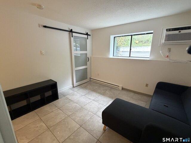 condo with 1 bedroom, Danbury CT ES104264967