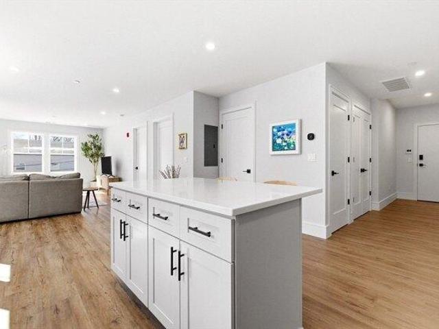 condo with 1 bedroom, Dedham MA DLS101801481