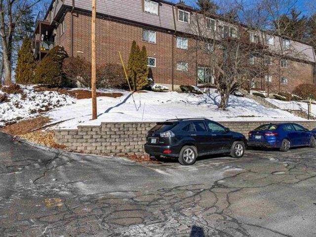 condo with 1 bedroom, Derry NH ES103248726