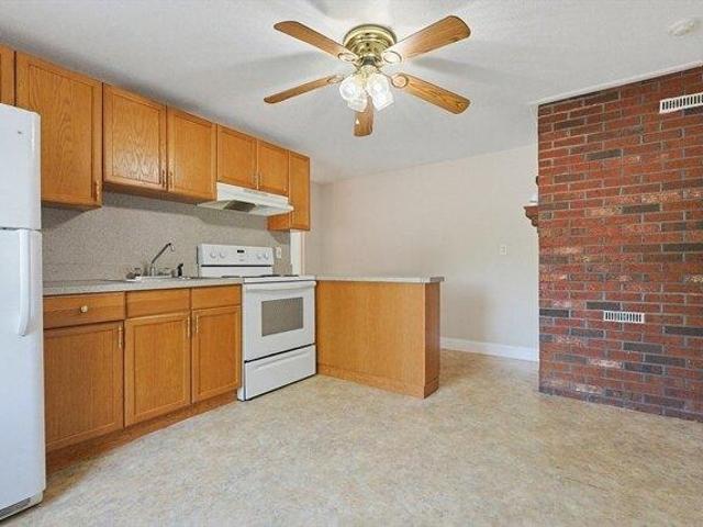 condo with 1 bedroom, Dracut MA ES105192758