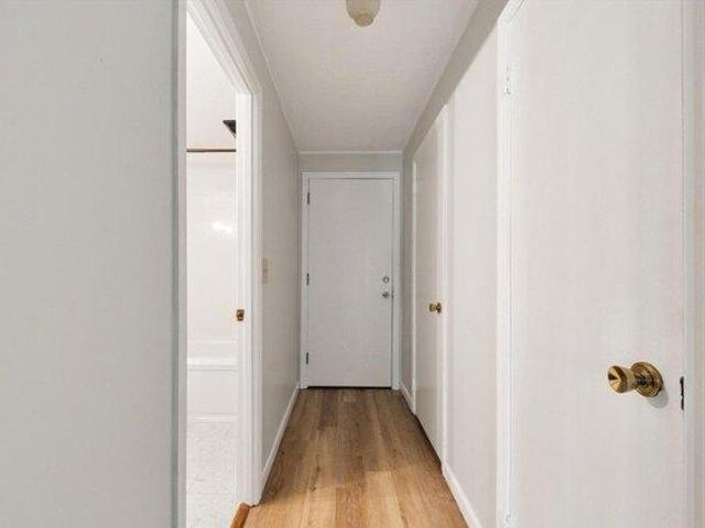 condo with 1 bedroom, Dracut MA ES105192885