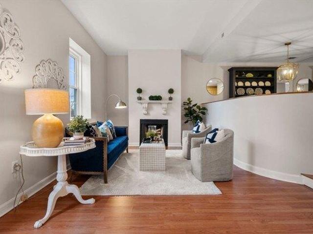 condo with 1 bedroom, Duxbury MA DLS102479965
