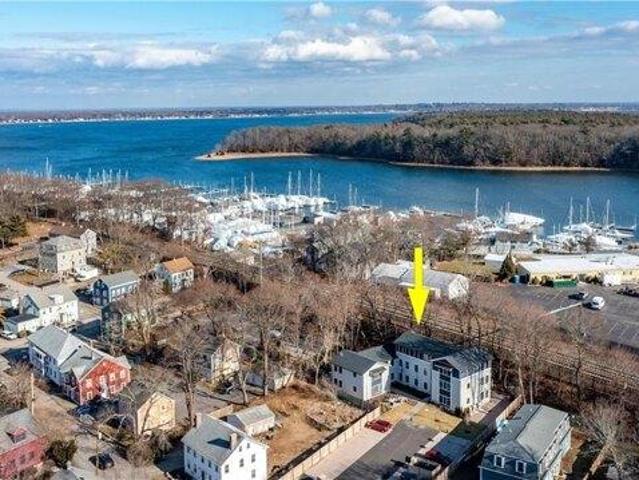 condo with 1 bedroom, East Greenwich RI ES103163170