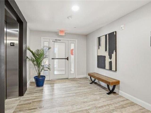 condo with 1 bedroom, East Greenwich RI ES103127298