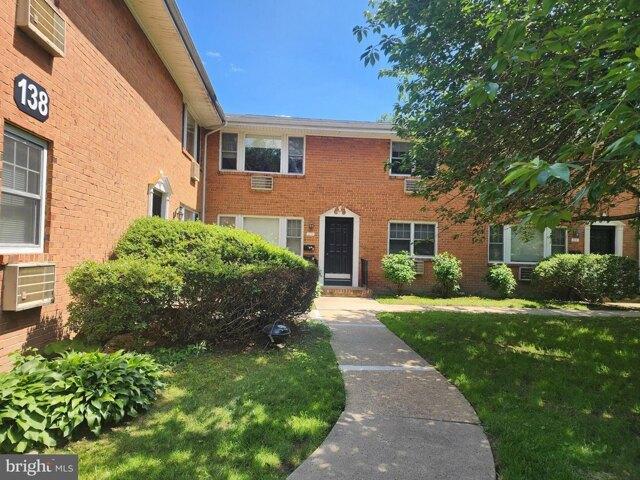 condo with 1 bedroom, East Windsor NJ ES103620492