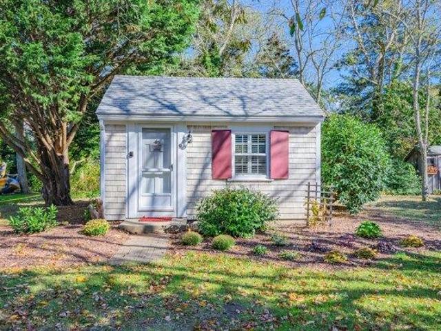 condo with 1 bedroom, Eastham MA DS104010593