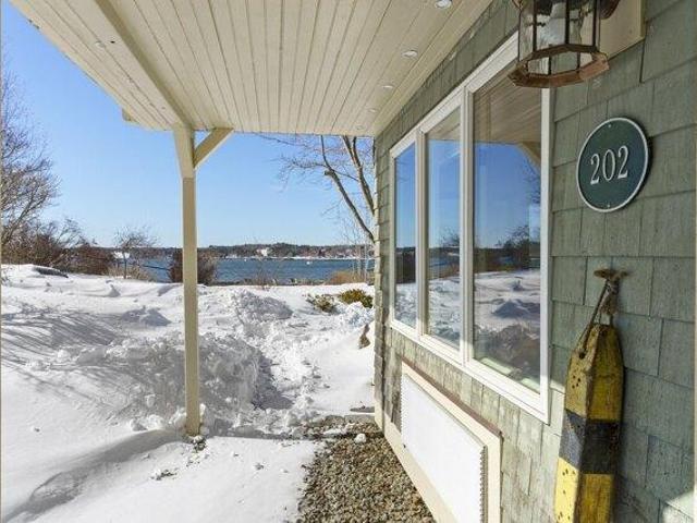 condo with 1 bedroom, Edgecomb ME DS102060851