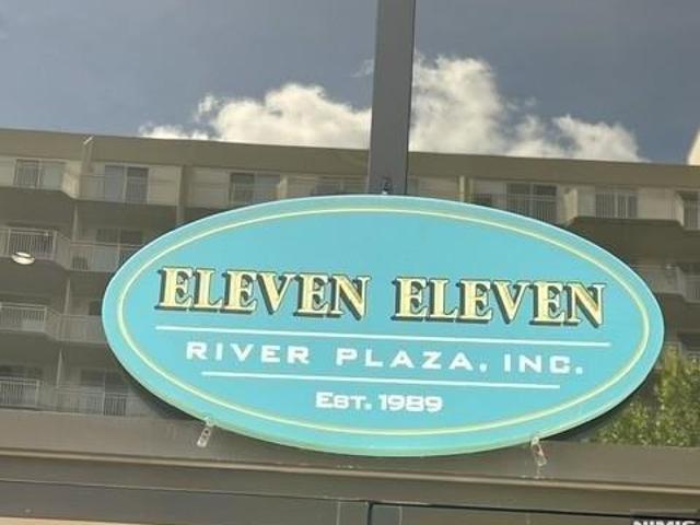 condo with 1 bedroom, Edgewater NJ DS104480283