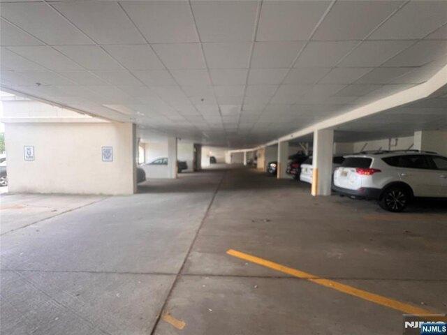 condo with 1 bedroom, Edgewater NJ DS104236092