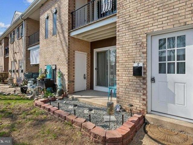 condo with 1 bedroom, Edgewater Park NJ DLS101630582