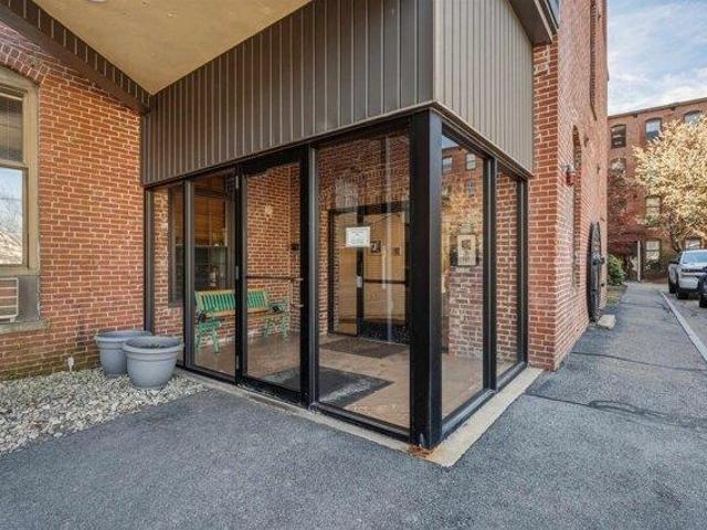 condo with 1 bedroom, Exeter NH DS102529076