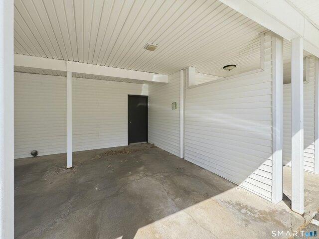 condo with 1 bedroom, Farmington CT DLS103097864