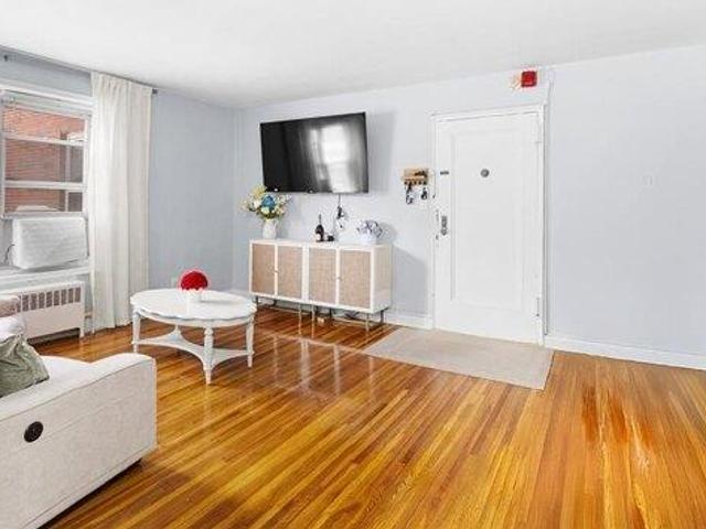 condo with 1 bedroom, Fort Lee NJ DLS102564136