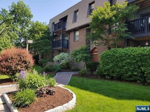 condo with 1 bedroom, Fort Lee NJ DLS102217375