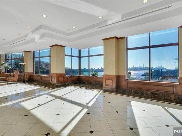 condo with 1 bedroom, Fort Lee NJ DS102530351
