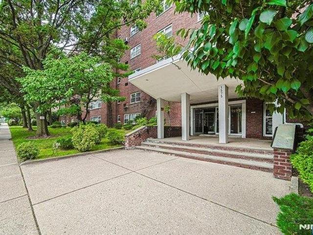 condo with 1 bedroom, Fort Lee NJ DS104263634
