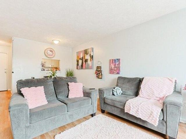 condo with 1 bedroom, Framingham MA DLS102859589