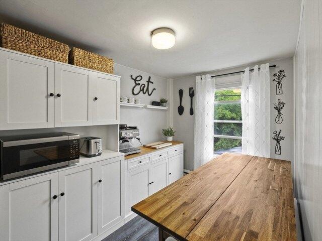 condo with 1 bedroom, Georgetown MA ES105113165
