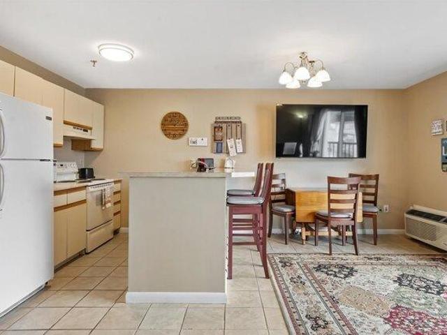 condo with 1 bedroom, Gilford NH ES103886831