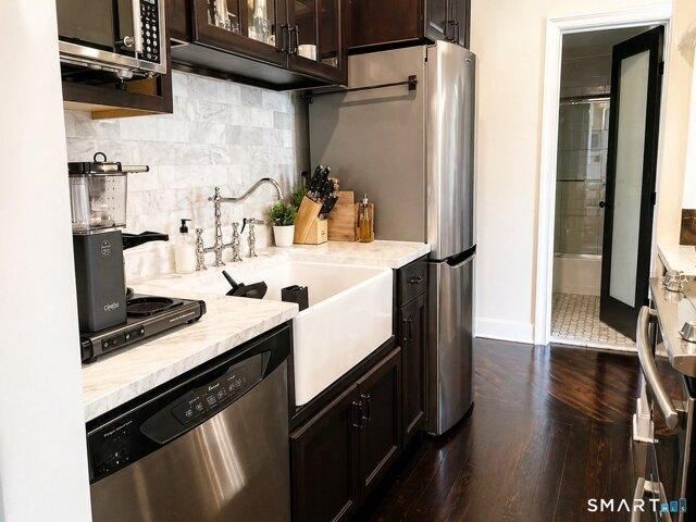 condo with 1 bedroom, Glastonbury CT ES103189486