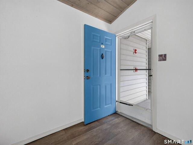 condo with 1 bedroom, Groton CT ES104477333