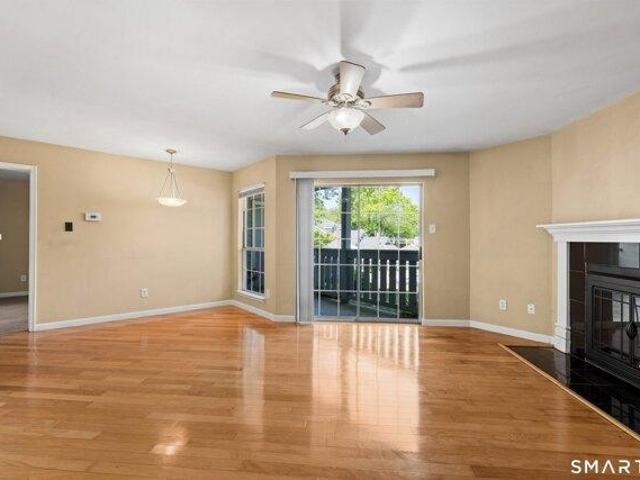 condo with 1 bedroom, Groton CT ES104853204