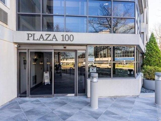 condo with 1 bedroom, Great Neck NY DLS101801514