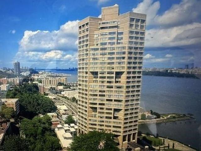 condo with 1 bedroom, Guttenberg NJ DLS102475181