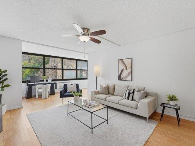 condo with 1 bedroom, Guttenberg NJ DLS102824208