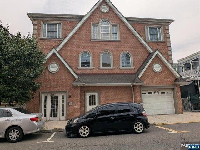 condo with 1 bedroom, Guttenberg NJ DS104374857