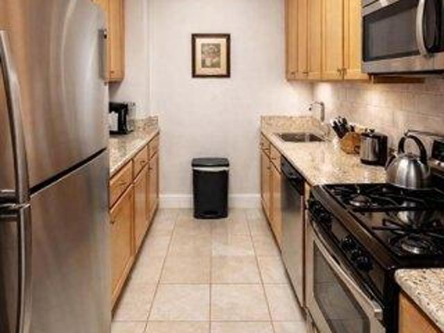 condo with 1 bedroom, Guttenberg NJ ES104352442