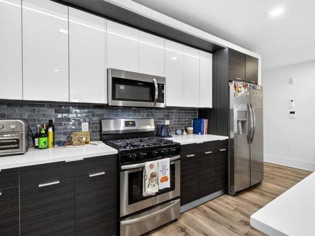 condo with 1 bedroom, Guttenberg NJ ES105139917