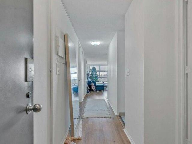condo with 1 bedroom, Guttenberg NJ ES105144424